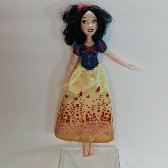 Hasbro | Toys | Disneys Snow White Princess Doll Hasbro 25 10 Apposable ...